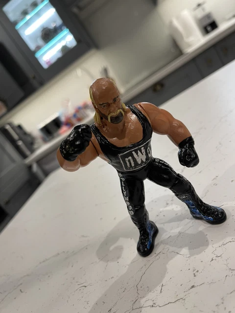 WWF WWE HASBRO Hollywood Hulk Hogan Custom Wrestling Figures £24.99 ...