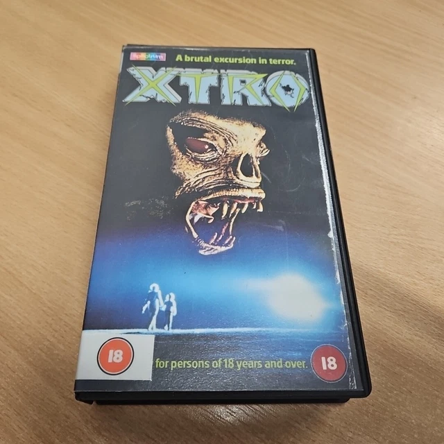 XTRO (RARE SMALL box VHS on Polygram Video) £31.87 - PicClick UK