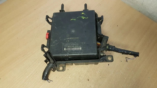 RENAULT MEGANE MK3 (2008-14) Engine Fuse Box USM-BD95-L1 284B61871R EUR ...
