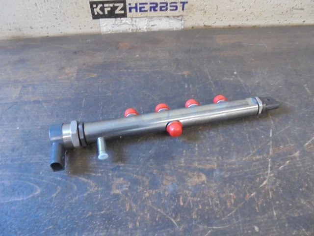 FUEL RAIL MERCEDES C-Klasse W205 6540700095 C200d 118kW 654916 204057 £ ...