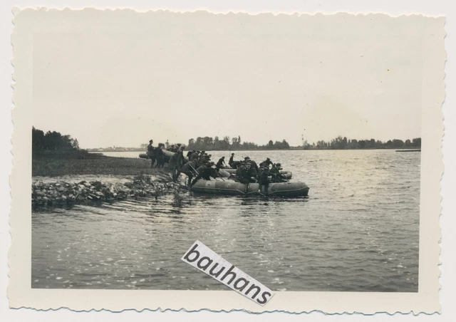 PHOTO WEHRMACHT SOLDIERS with raft, inflatable boat, 1935 (7352x) £4.80 ...