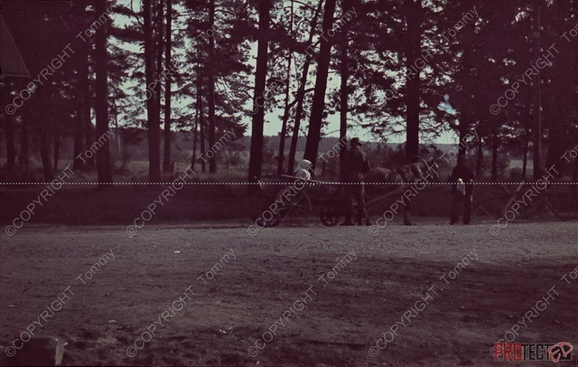 ++ ORIGINAL FARBDIA Agfacolor Front Soldaten Ostfront Bunker bau ...