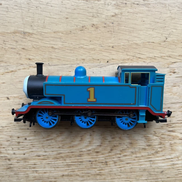 HORNBY R351 THOMAS THE TANK ENGINE (Thomas The Tank & Friends) OO Gauge ...