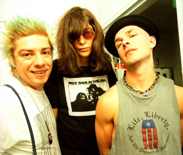 RANCID BANDMATE LARS Frederiksen, The Ramones lead singer Joey Ra - Old ...