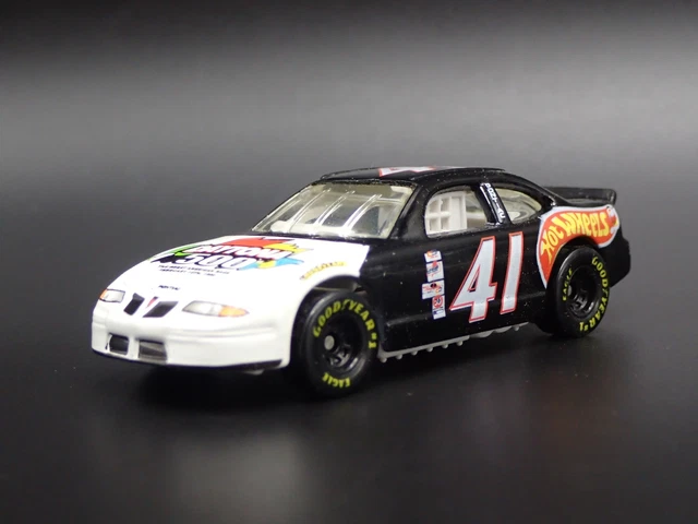 1999 PONTIAC GRAND Prix Nascar Daytona 500 Speedway 1:64 Scale Diecast ...