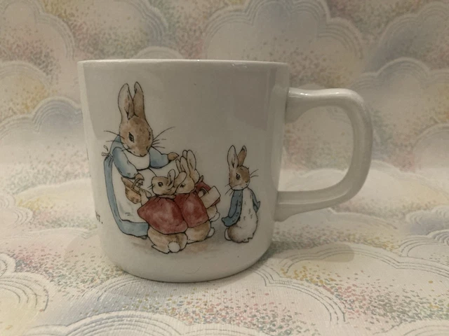 WEDGWOOD MUG VINTAGE 90s Peter Rabbit Frederick Warne Cup 8cm Tall £9. ...