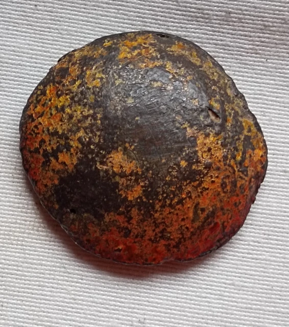 MONNAIE EN FORME de cupule de métal argentifère appelée TOK Thaïlande ...