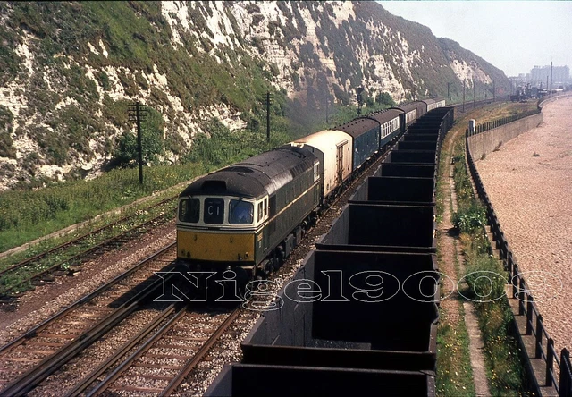 ORIGINAL 35MM AGFA Colour Slide of Sulzer Class 33 D6553 at S'peare 15. ...