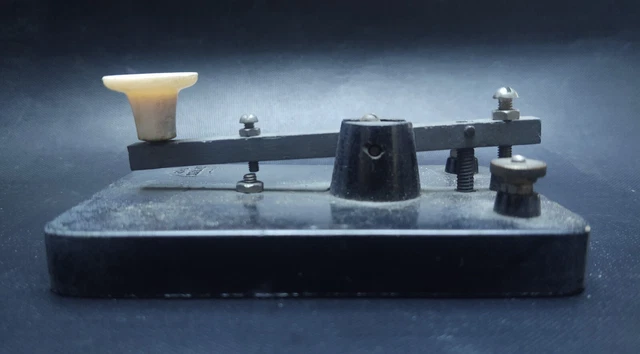 ORIGINAL IVALEK MORSE Code Key Military WW2 ? £38.00 - PicClick UK