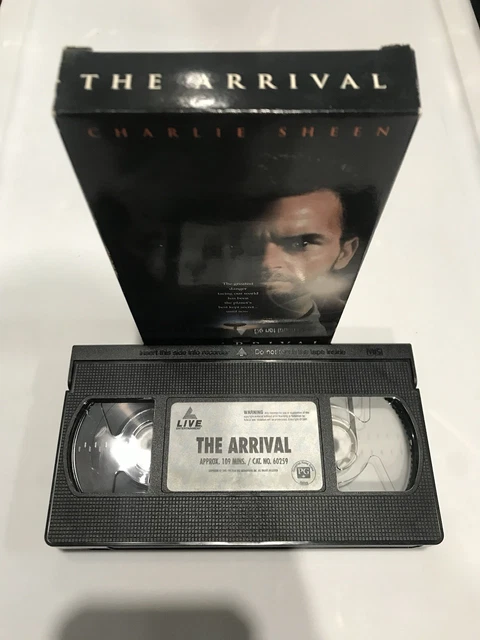 THE ARRIVAL (VHS, 1996) Charlie Sheen Sci-Fi Alien Movie £7.17 ...