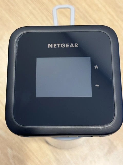 TELSTRA NETGEAR NIGHTHAWK M6 WiFi 6 Mobile Router With 5G MR6110 - AS ...