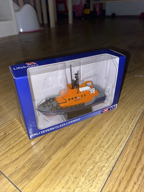 CORGI 1:173 SCALE Die-cast RNLI 17-01 Severn Class Lifeboat New & Boxed ...