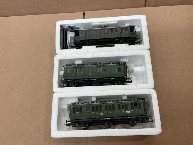 ROCO HO SCALE Passenger Coach Cars Wagons 3X Green 3Rd & 2Nd Class Nice ...