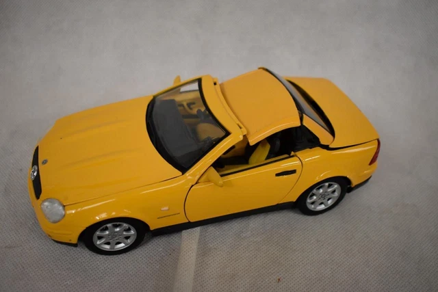 MAISTO MERCEDES SLK 230 Model Yellow Scale 1/18 £13.00 - PicClick UK