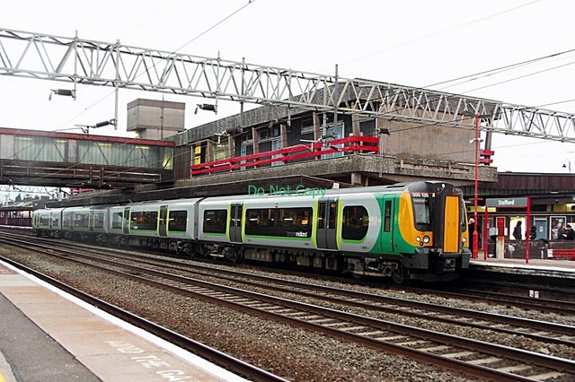 6X4 GLOSSY PHOTO BR Class 350 350128 @ Stafford c.2009 £1.10 - PicClick UK