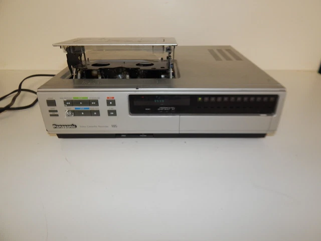 PANASONIC OMNIVISION LECTEUR De Cassette Vidéo VHS Top Loader PV-1220 ...