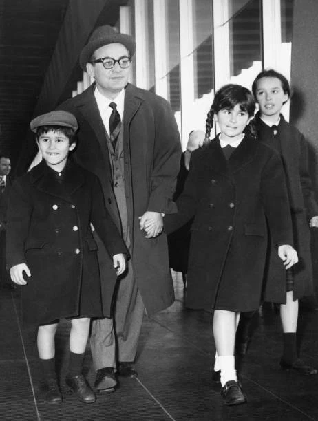 ITALIAN FILM PRODUCER Dino De Laurentiis is met children Federi- 1962 ...