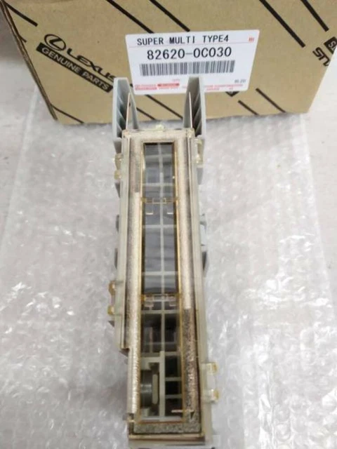 GENUINE TOYOTA LAND Cruiser Lexus Lx570 Fusible Link Block Assy Oem ...