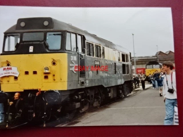 PHOTO BR Diesel Class 31 No 31116 At Doncaster 12/7/92 £1.45 - PicClick UK