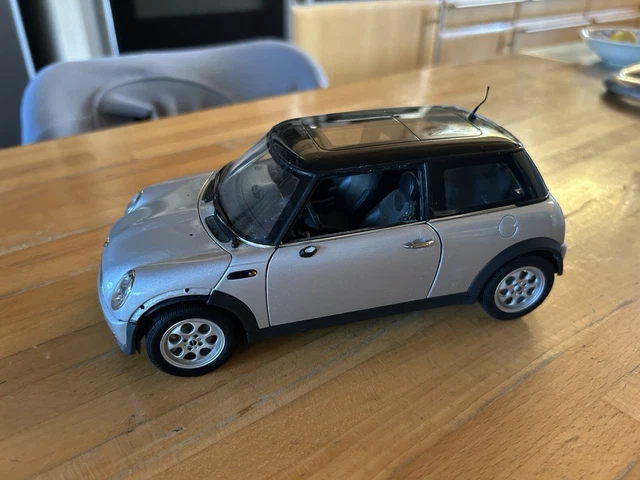 MINI COOPER - Echelle 1:18 Voiture Miniature - Grise EUR 45,00 ...