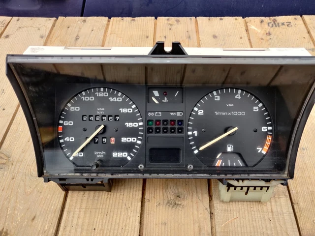VW GOLF JETTA mk2 Speedometer Rev Instrument Cluster Clocks 220 Km/h ...