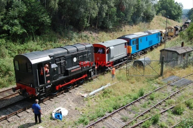 PHOTO CLASS 08 Shunter D3149 & 73140 £1.50 - PicClick UK