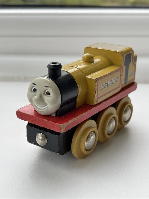 THOMAS THE TANK Engine Wooden Train Stepney - Genuine Brio £16.99 ...