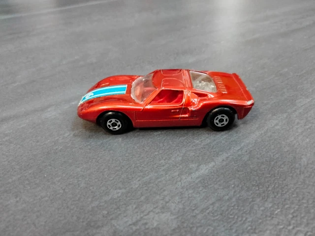 MATCHBOX SUPERFAST LESNEY No. 41 - Ford GT40 - bronze car + blue ...