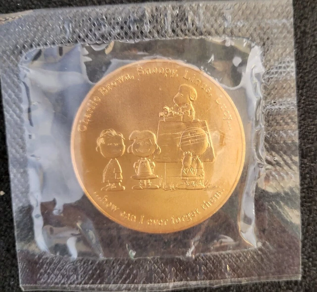 2000 CHARLES M. Schulz By Act Of Congress Snoopy Peanuts Characters 3 ...