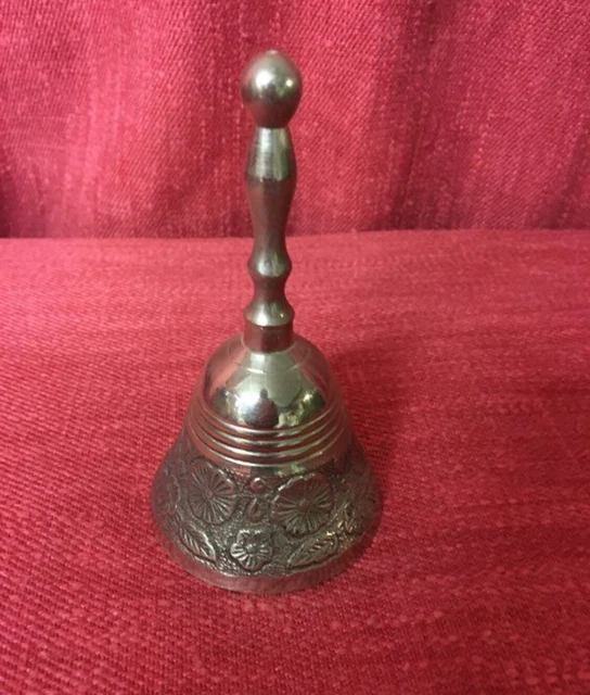 ANCIENNE CLOCHETTE DE 13cm en très bon état EUR 10,00 - PicClick FR