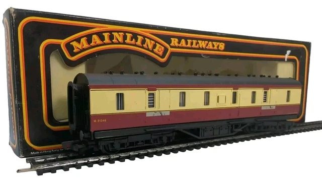 MAINLINE OO GAUGE 937336 50' Parcels Van BG BR crema cremisi M31346 ...