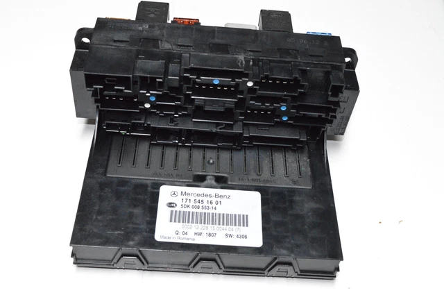 MERCEDES SLK R171 04-11, Fuse box control module unit, front SAM A ...