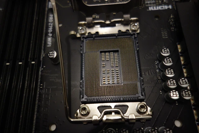 MSI Z790 PRO WiFi LGA 1700 Socket Gaming Motherboard £94.99 - PicClick UK