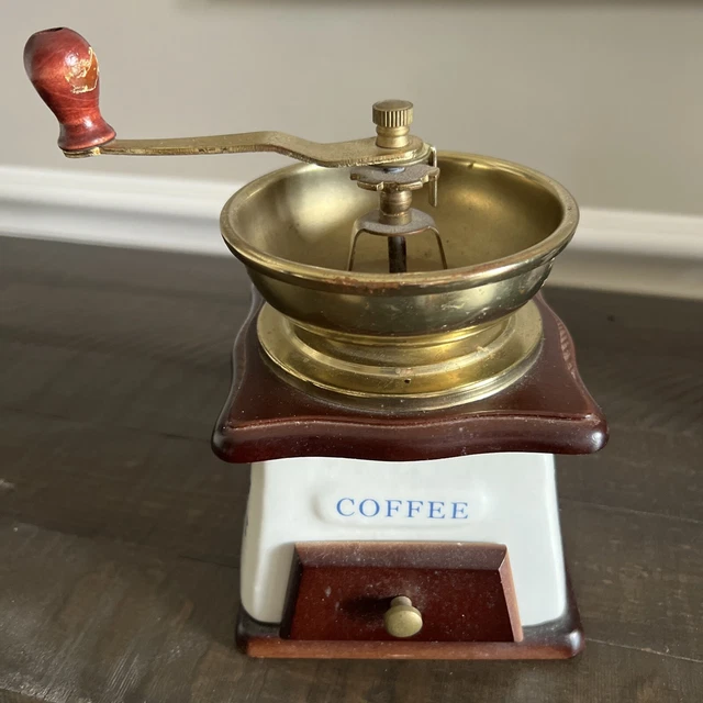 VINTAGE DUTCH PORCELAIN & Wood COFFEE GRINDER Blue White Delft ...