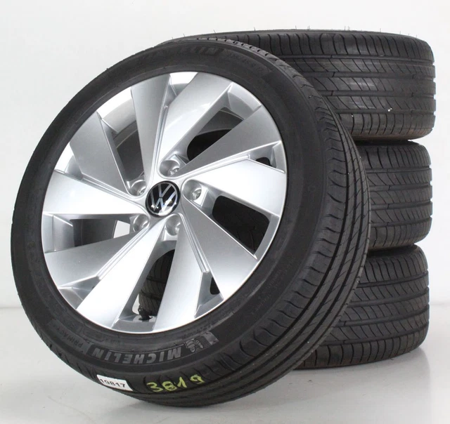 Vw Golf 8 And R Line Gte Gti Ruote Estive 17 Pollici Belmont Cerchioni