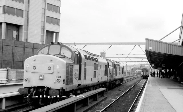 ORIGINAL RAILWAY NEGATIVE. Class 37 locos at Leeds City station. 1995 ... ORIGINAL RAILWAY NEGATIVE. Class 37 locos at Leeds City station. 1995 ...