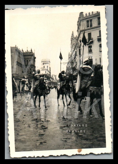 FOTO, FW. DER Legion Condor, Militärparade der Putschisten in Sevilla c ...