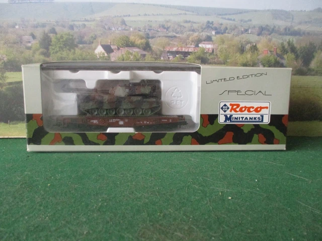 ROCO 1:87 HO MINITANKS FLAT WAGON WITH TANK LOAD EPOCHE iV. CAT NO.813 ...