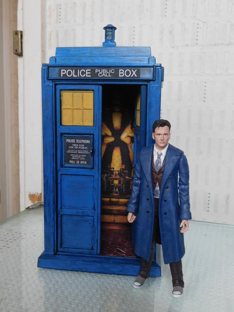 DOCTOR WHO TARDIS figure 14th doctor with 14th figure 60th anniversary ...