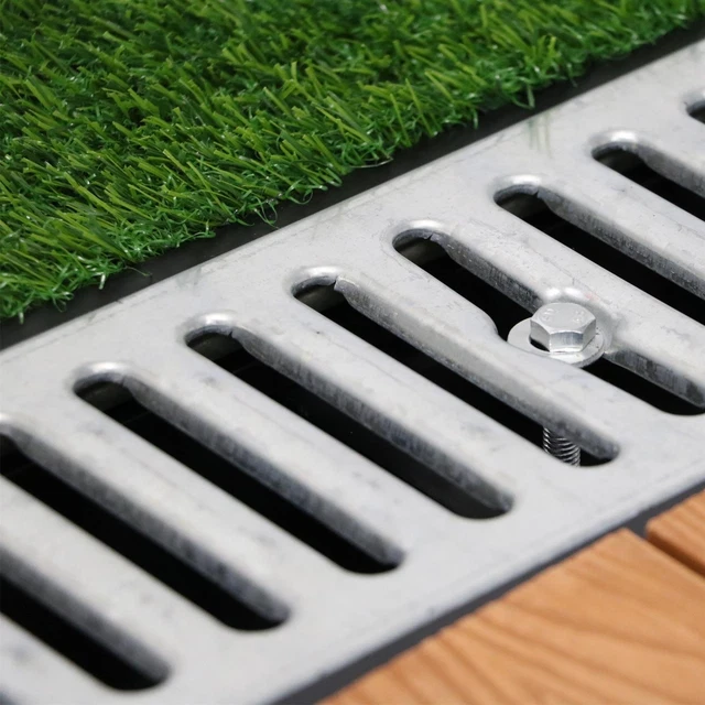 WASSERABLAUF ENTWÄSSERUNGSRINNE 1M Set ABVERKAUF Stahlrost A15 (1,5t ...