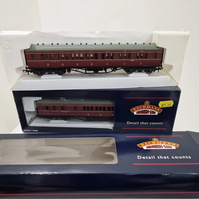 BACHMANN 34-226 AND 34-251 57ft Corridor Coaches In Maroon £40.00 ...