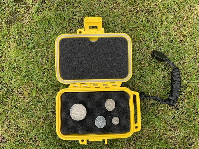 COIN POD (DUO) Metal Detecting/mudlarking finds Box/case With Photo ...