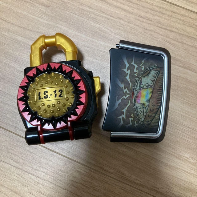 KAMEN RIDER GAIM CSM King Dorian Lock Seed LS-12 Henshin masqué BANDAI ...