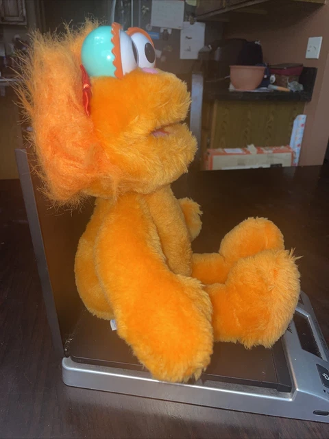 1995 PLAYSKOOL SESAME Street Zoe Plush 14" Muppet Orange Stuffed Toy ...