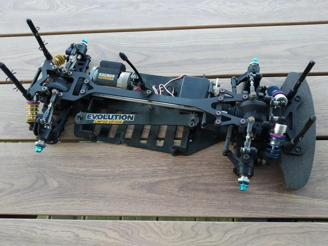 RC 1/10 TAMIYA TB EVOLUTION + Servo Futaba S9402 (piste dtm kyosho ...