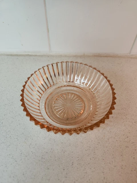 VINTAGE PINK DEPRESSION Glass Starburst Center Ribbed Sides Berry Bowl ...