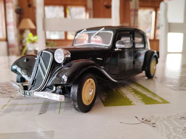 CITROEN TRACTION TYPE 11b 1938 Échelle 1/18 Solido EUR 1,00 - PicClick FR