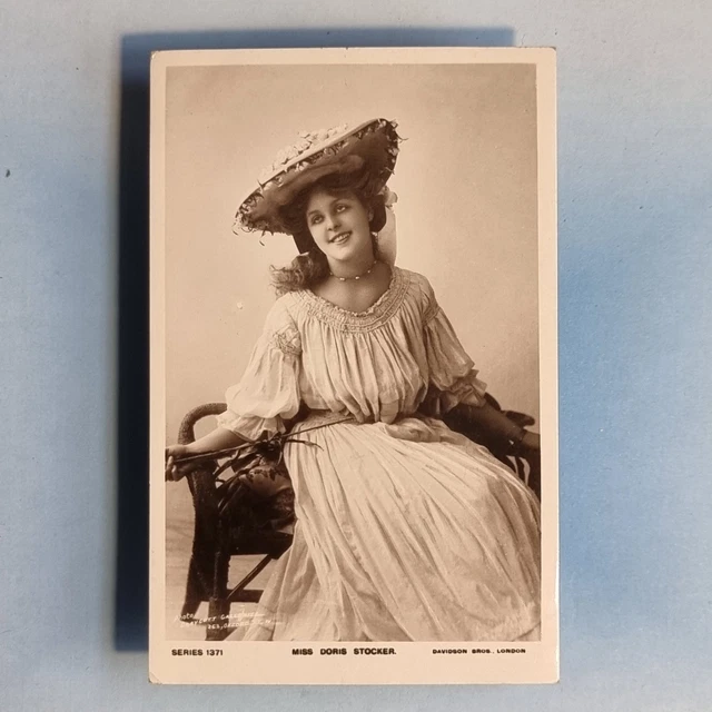 EDWARDIAN ACTRESS POSTCARD 1906 Real Photo Miss Doris Stocker Draycott Galleries £7.95 - PicClick UK