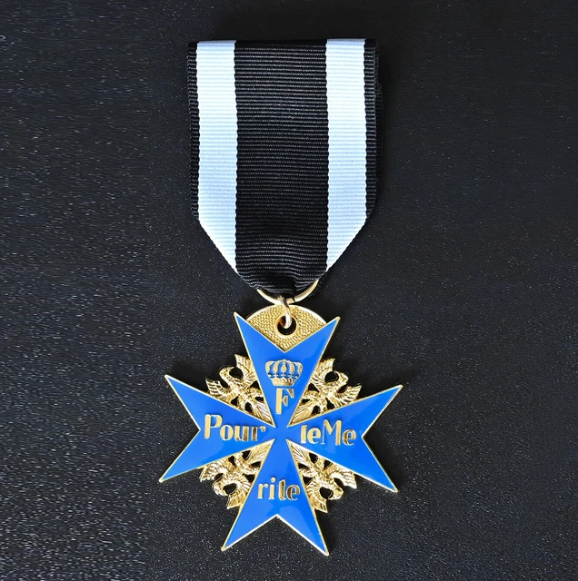BLUE MAX MEDAL Pour le Mérite Medal Prussian Highest Military Honor ...