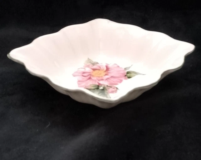 THE NATIONAL TRUST Mottisfont Roses By Lee Kay Square China Bowl. £14. ...